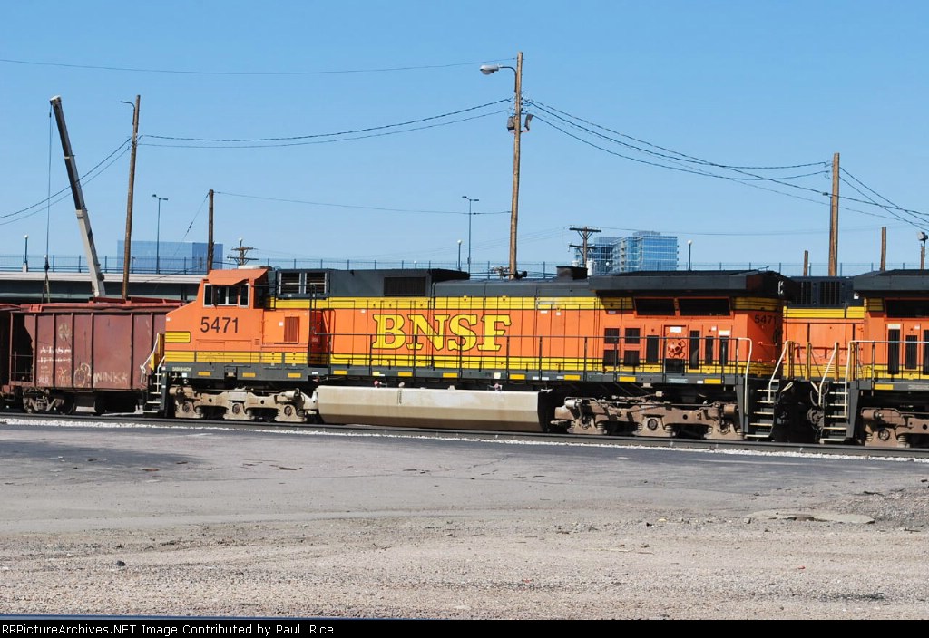 BNSF 5471